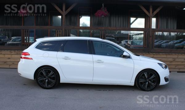 White Peugeot 308 2014 in Riga, with an engine capacity of 2.00 L and mileage of 0 thousand km for 4299 €, photo 7 on AUTOMOTO.COM.LV