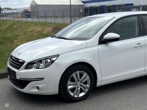 White Peugeot 308 2014 in Ukmerge, with an engine capacity of 1.20 L and mileage of 180 thousand km for 3250 €, photo 7 on AUTOMOTO.COM.LV