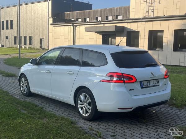 Белый Пежо 308 2014 в Таураге, объемом двигателя 1.60 л и пробегом 270 тыс. км за 2650 €, фото 3 на AUTOMOTO.COM.LV