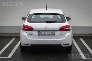 White Peugeot 308 2015 in Riga, with an engine capacity of 1.60 L and mileage of 0 thousand km for 5252 €, photo 5 on AUTOMOTO.COM.LV