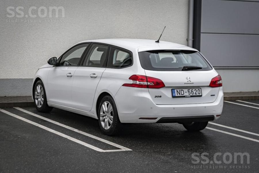 White Peugeot 308 2015 in Riga, with an engine capacity of 1.60 L and mileage of 0 thousand km for 5252 €, photo 6 on AUTOMOTO.COM.LV