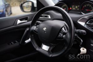 Balts Peugeot 308 2015 Liepāja, ar dzinēja tilpumu 1.20 L un nobraukumu 163 tūkst. km par 6500 €, foto 20 vietnē AUTOMOTO.COM.LV