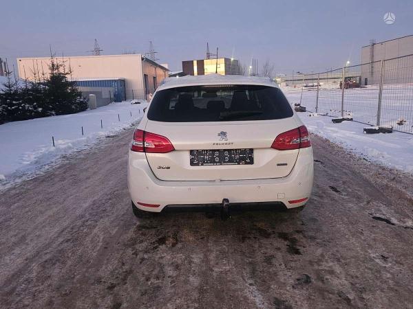 Balts Peugeot 308 2015 Kauņa, ar dzinēja tilpumu 1.56 L un nobraukumu 220 tūkst. km par 4995 €, foto 6 vietnē AUTOMOTO.COM.LV