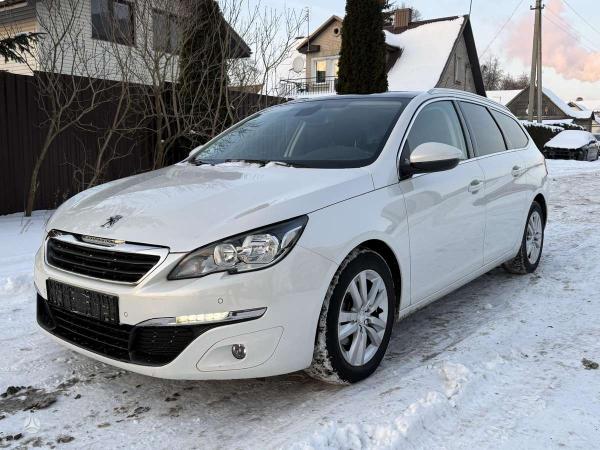 White Peugeot 308 2015 in Kaunas, with an engine capacity of 1.56 L and mileage of 244 thousand km for 3700 €, photo 1 on AUTOMOTO.COM.LV
