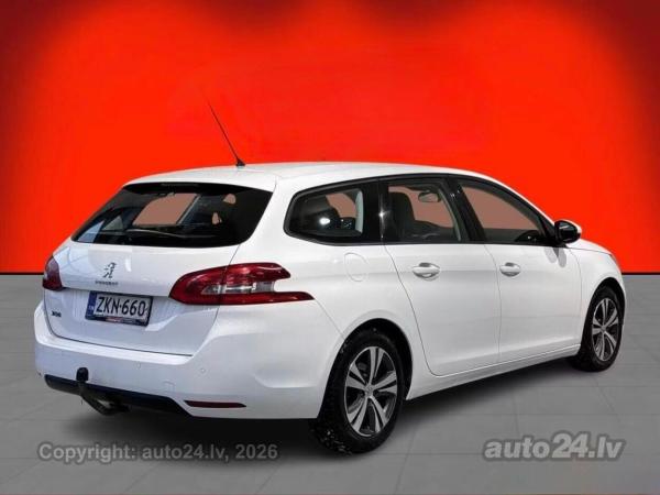Balts Peugeot 308 2015 Tallina, ar dzinēja tilpumu 1.20 L un nobraukumu 139 tūkst. km par 5999 €, foto 4 vietnē AUTOMOTO.COM.LV