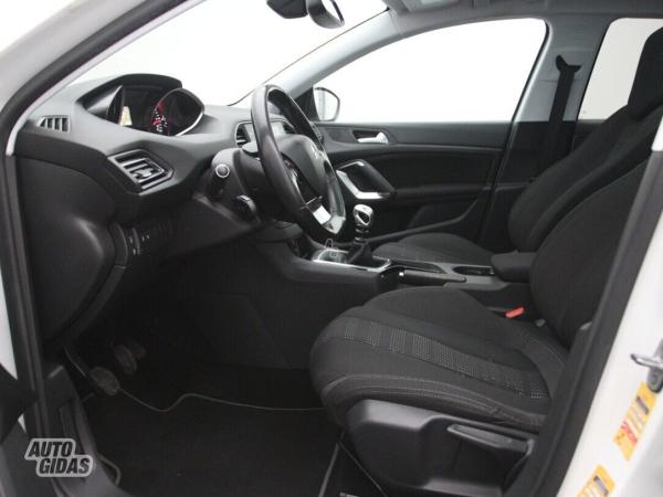 White Peugeot 308 2015 in Vilnius, with an engine capacity of 1.60 L and mileage of 182 thousand km for 5999 €, photo 4 on AUTOMOTO.COM.LV