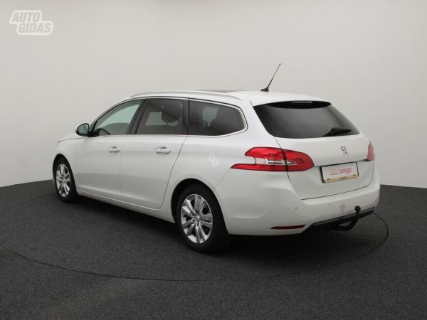 White Peugeot 308 2015 in Vilnius, with an engine capacity of 1.60 L and mileage of 182 thousand km for 5999 €, photo 7 on AUTOMOTO.COM.LV
