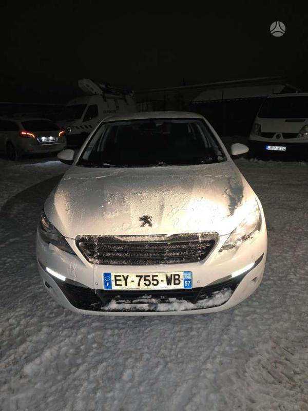 White Peugeot 308 2015 in Taurage, with an engine capacity of 1.56 L and mileage of 302 thousand km for 4200 €, photo 8 on AUTOMOTO.COM.LV