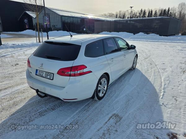 Balts Peugeot 308 2015 Tartu, ar dzinēja tilpumu 1.20 L un nobraukumu 174 tūkst. km par 6900 €, foto 2 vietnē AUTOMOTO.COM.LV
