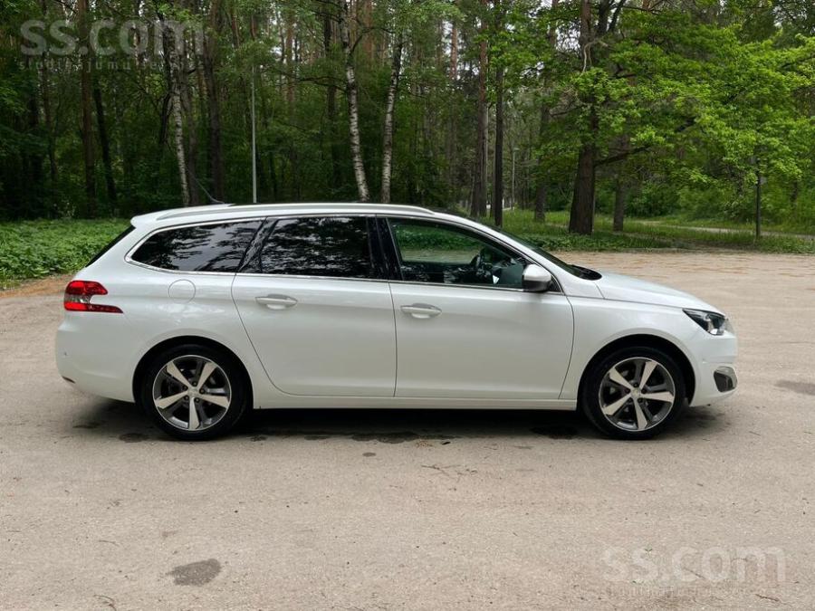 Balts Peugeot 308 2015 Rīga, ar dzinēja tilpumu 1.20 L un nobraukumu 0 tūkst. km par 6600 €, foto 7 vietnē AUTOMOTO.COM.LV
