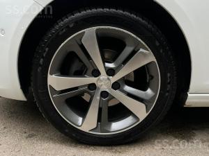Balts Peugeot 308 2015 Rīga, ar dzinēja tilpumu 1.20 L un nobraukumu 0 tūkst. km par 6600 €, foto 27 vietnē AUTOMOTO.COM.LV