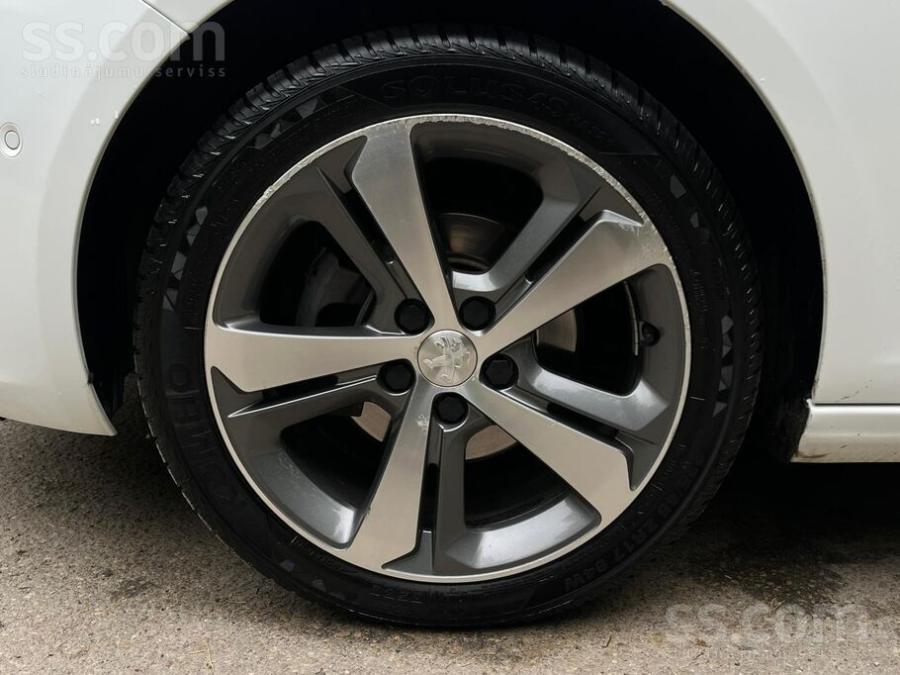 Balts Peugeot 308 2015 Rīga, ar dzinēja tilpumu 1.20 L un nobraukumu 0 tūkst. km par 6600 €, foto 27 vietnē AUTOMOTO.COM.LV