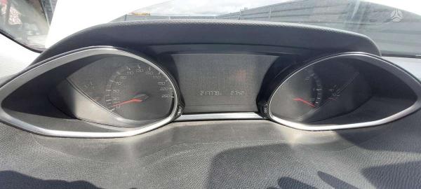 Balts Peugeot 308 2015 Kauņa, ar dzinēja tilpumu 1.56 L un nobraukumu 218 tūkst. km par 2400 €, foto 9 vietnē AUTOMOTO.COM.LV