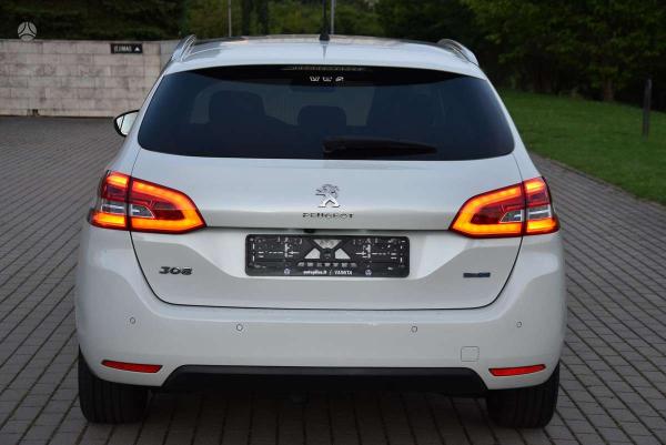 Balts Peugeot 308 2015 Viļņa, ar dzinēja tilpumu 1.56 L un nobraukumu 239 tūkst. km par 4250 €, foto 3 vietnē AUTOMOTO.COM.LV