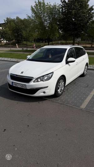 White Peugeot 308 2015 in Kaunas, with an engine capacity of 1.20 L and mileage of 232 thousand km for 3700 €, photo 3 on AUTOMOTO.COM.LV