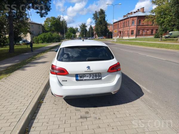 Balts Peugeot 308 2015 Daugavpils, ar dzinēja tilpumu 1.60 L un nobraukumu 277 tūkst. km par 3500 €, foto 3 vietnē AUTOMOTO.COM.LV