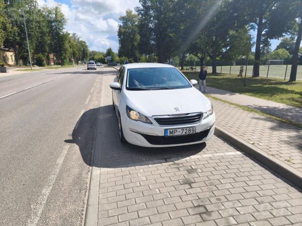 Balts Peugeot 308 2015 Daugavpils, ar dzinēja tilpumu 1.60 L un nobraukumu 277 tūkst. km par 3500 €, foto 4 vietnē AUTOMOTO.COM.LV