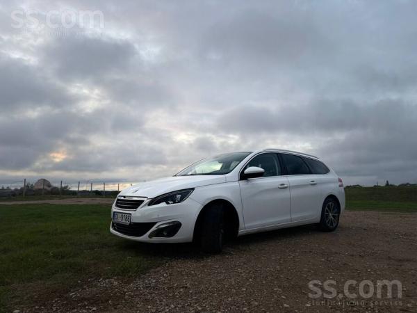 Balts Peugeot 308 2015 Daugavpils, ar dzinēja tilpumu 1.60 L un nobraukumu 305 tūkst. km par 4399 €, foto 1 vietnē AUTOMOTO.COM.LV