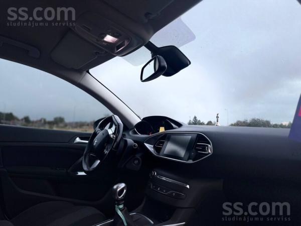 Balts Peugeot 308 2015 Daugavpils, ar dzinēja tilpumu 1.60 L un nobraukumu 305 tūkst. km par 4399 €, foto 9 vietnē AUTOMOTO.COM.LV