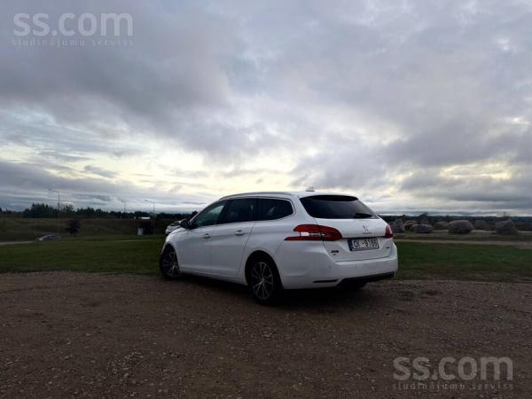 Balts Peugeot 308 2015 Daugavpils, ar dzinēja tilpumu 1.60 L un nobraukumu 305 tūkst. km par 4399 €, foto 10 vietnē AUTOMOTO.COM.LV