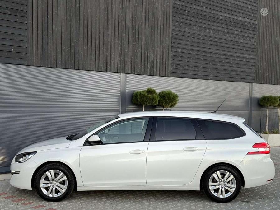 Balts Peugeot 308 2016 Šauļi, ar dzinēja tilpumu 1.20 L un nobraukumu 153 tūkst. km par 5950 €, foto 3 vietnē AUTOMOTO.COM.LV