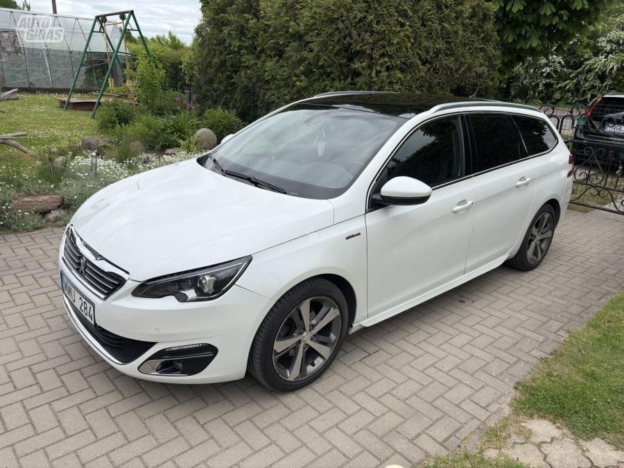 White Peugeot 308 2016 in Vilnius, with an engine capacity of 1.60 L and mileage of 206 thousand km for 6900 €, photo 4 on AUTOMOTO.COM.LV