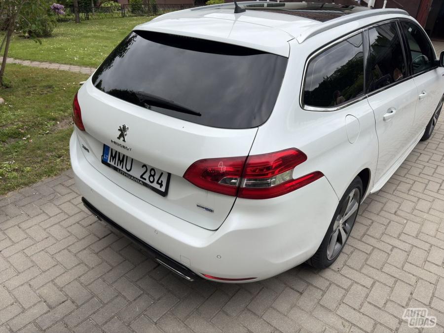 White Peugeot 308 2016 in Vilnius, with an engine capacity of 1.60 L and mileage of 206 thousand km for 6900 €, photo 6 on AUTOMOTO.COM.LV