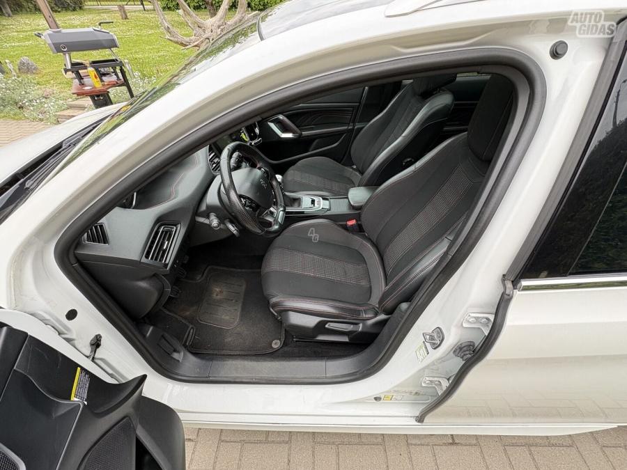 White Peugeot 308 2016 in Vilnius, with an engine capacity of 1.60 L and mileage of 206 thousand km for 6900 €, photo 14 on AUTOMOTO.COM.LV