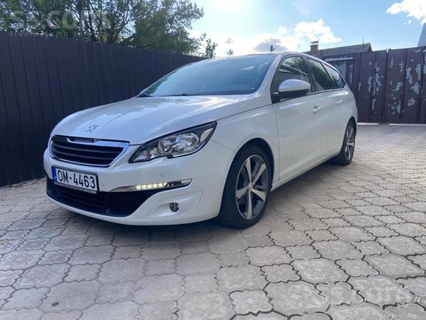 Balts Peugeot 308 2016 Daugavpils, ar dzinēja tilpumu 1.20 L un nobraukumu 132 tūkst. km par 4750 €, foto 7 vietnē AUTOMOTO.COM.LV