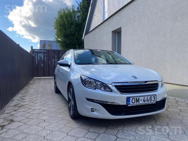 Balts Peugeot 308 2016 Daugavpils, ar dzinēja tilpumu 1.20 L un nobraukumu 132 tūkst. km par 4750 €, foto 8 vietnē AUTOMOTO.COM.LV