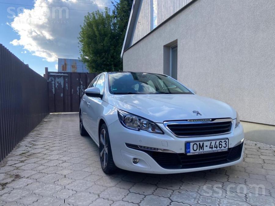 Balts Peugeot 308 2016 Daugavpils, ar dzinēja tilpumu 1.20 L un nobraukumu 132 tūkst. km par 4750 €, foto 9 vietnē AUTOMOTO.COM.LV