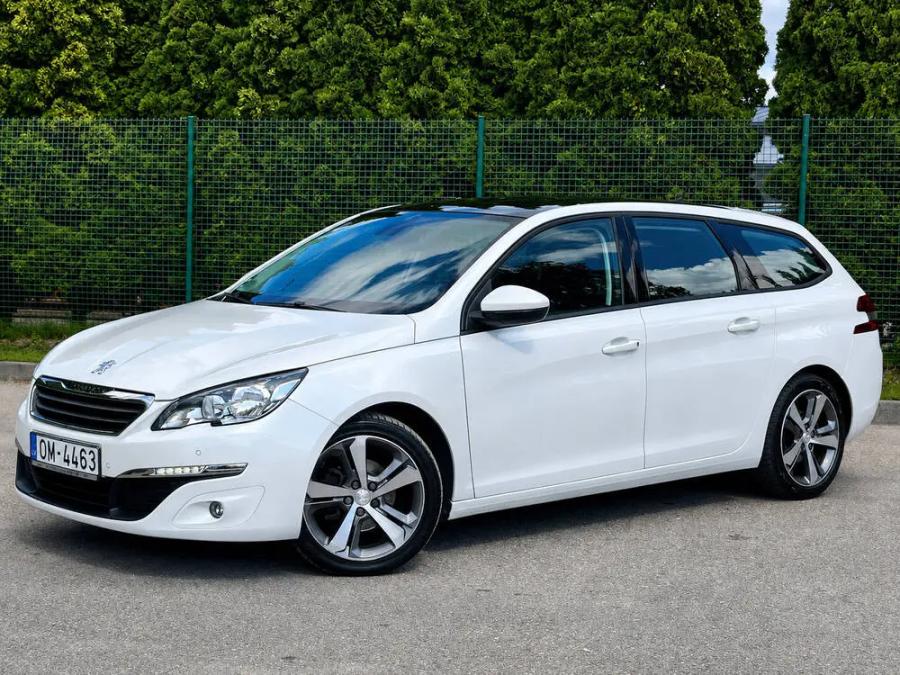 Balts Peugeot 308 2016 Jelgava, ar dzinēja tilpumu 1.20 L un nobraukumu 131 tūkst. km par 4790 €, foto 4 vietnē AUTOMOTO.COM.LV