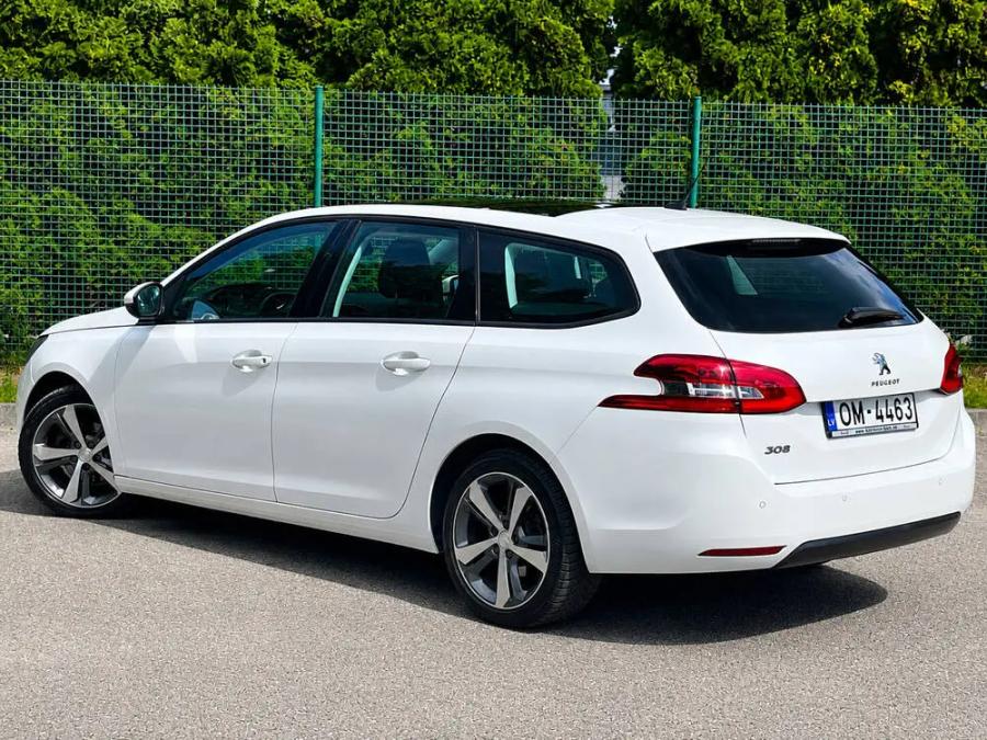 Balts Peugeot 308 2016 Jelgava, ar dzinēja tilpumu 1.20 L un nobraukumu 131 tūkst. km par 4790 €, foto 5 vietnē AUTOMOTO.COM.LV