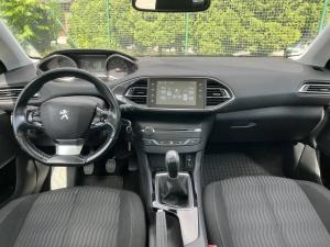 Balts Peugeot 308 2016 Jelgava, ar dzinēja tilpumu 1.20 L un nobraukumu 131 tūkst. km par 4790 €, foto 10 vietnē AUTOMOTO.COM.LV