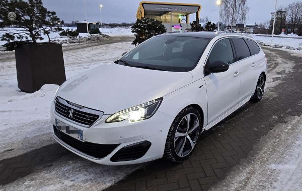White Peugeot 308 2017 in Taurage, with an engine capacity of 2.00 L and mileage of 285 thousand km for 6800 €, photo 1 on AUTOMOTO.COM.LV