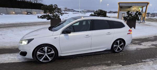 White Peugeot 308 2017 in Taurage, with an engine capacity of 2.00 L and mileage of 285 thousand km for 6800 €, photo 2 on AUTOMOTO.COM.LV