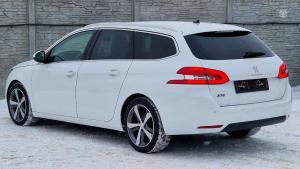 White Peugeot 308 2017 in Taurage, with an engine capacity of 1.50 L and mileage of 103 thousand km for 6500 €, photo 4 on AUTOMOTO.COM.LV