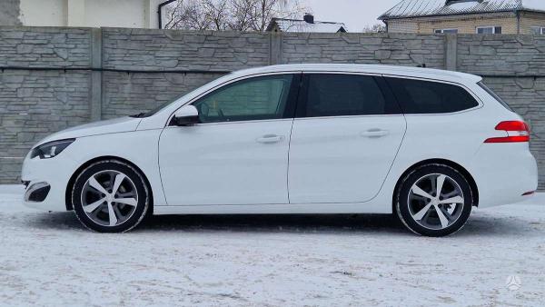 Balts Peugeot 308 2017 Tauragė, ar dzinēja tilpumu 1.60 L un nobraukumu 103 tūkst. km par 6500 €, foto 7 vietnē AUTOMOTO.COM.LV