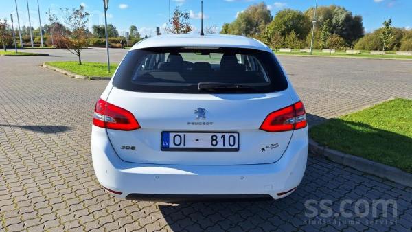 White Peugeot 308 2018 in Riga, with an engine capacity of 1.50 L and mileage of 266 thousand km for 6100 €, photo 8 on AUTOMOTO.COM.LV