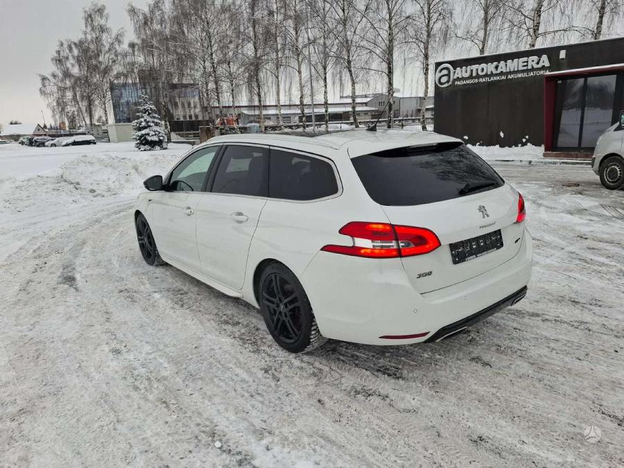 White Peugeot 308 2018 in Marijampole, with an engine capacity of 2.00 L and mileage of 181 thousand km for 8600 €, photo 4 on AUTOMOTO.COM.LV