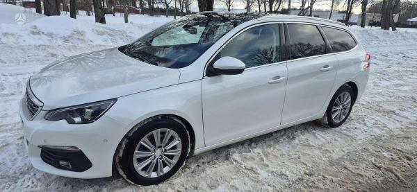 White Peugeot 308 2018 in Taurage, with an engine capacity of 1.56 L and mileage of 260 thousand km for 6600 €, photo 9 on AUTOMOTO.COM.LV