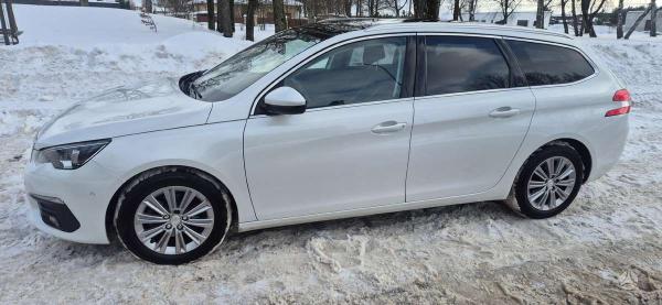 White Peugeot 308 2018 in Taurage, with an engine capacity of 1.56 L and mileage of 260 thousand km for 6600 €, photo 10 on AUTOMOTO.COM.LV