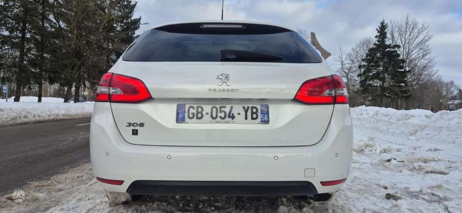White Peugeot 308 2018 in Taurage, with an engine capacity of 1.56 L and mileage of 260 thousand km for 6600 €, photo 16 on AUTOMOTO.COM.LV