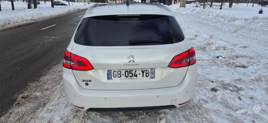 White Peugeot 308 2018 in Taurage, with an engine capacity of 1.56 L and mileage of 260 thousand km for 6600 €, photo 17 on AUTOMOTO.COM.LV