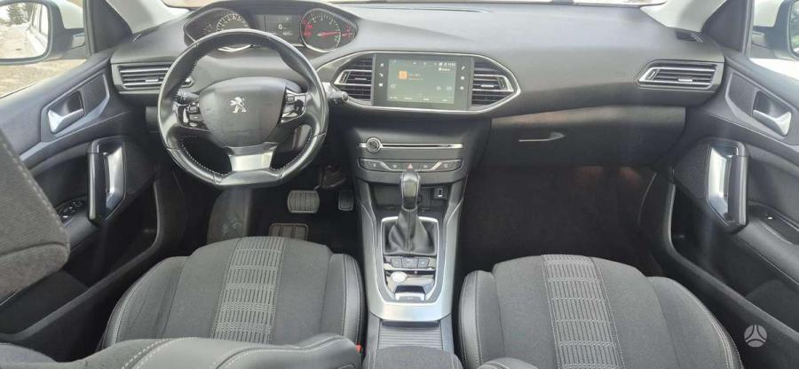 White Peugeot 308 2018 in Taurage, with an engine capacity of 1.56 L and mileage of 260 thousand km for 6600 €, photo 24 on AUTOMOTO.COM.LV