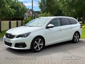 White Peugeot 308 2018 in Parnu, with an engine capacity of 1.60 L and mileage of 156 thousand km for 8900 €, photo 4 on AUTOMOTO.COM.LV