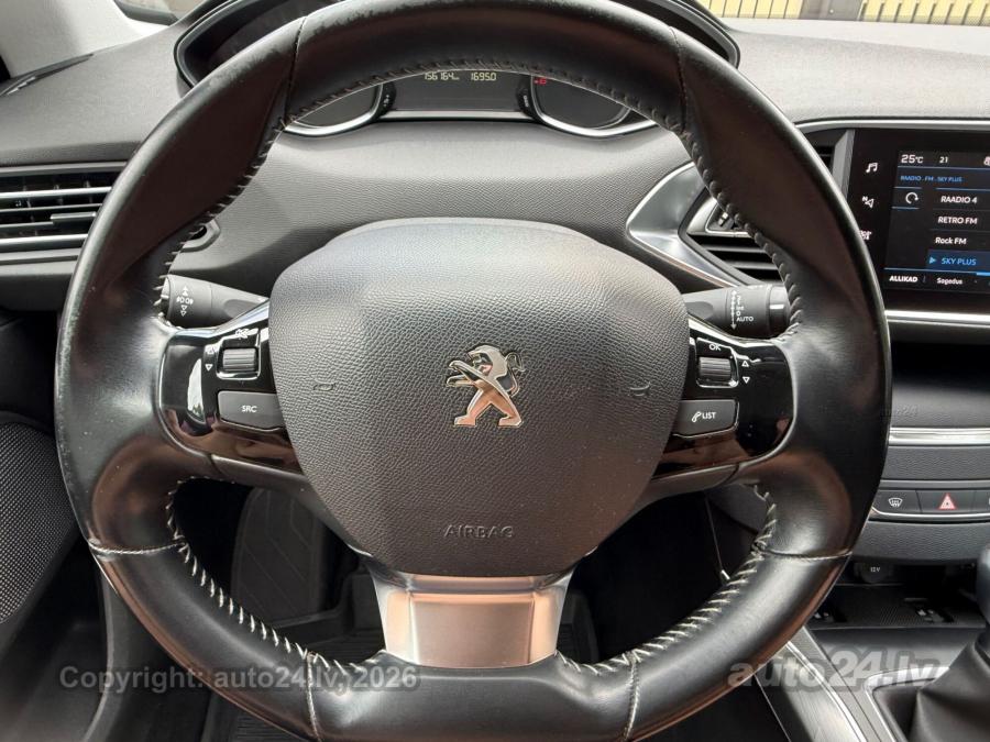 White Peugeot 308 2018 in Parnu, with an engine capacity of 1.60 L and mileage of 156 thousand km for 8900 €, photo 23 on AUTOMOTO.COM.LV
