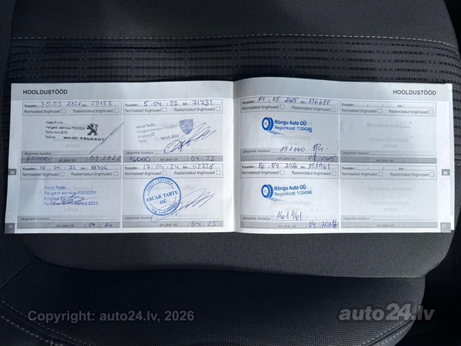 White Peugeot 308 2018 in Parnu, with an engine capacity of 1.60 L and mileage of 156 thousand km for 8900 €, photo 28 on AUTOMOTO.COM.LV