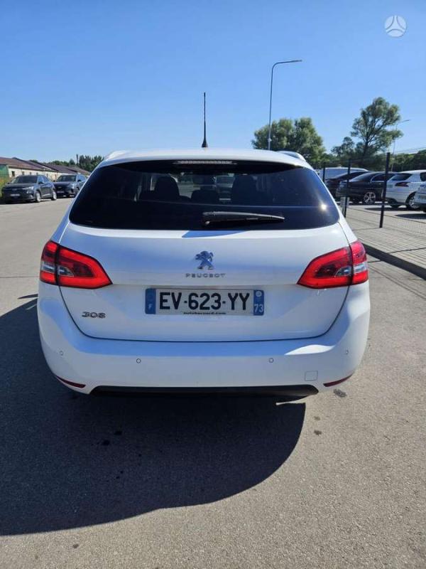 Balts Peugeot 308 2018 Tauragė, ar dzinēja tilpumu 1.20 L un nobraukumu 139 tūkst. km par 4600 €, foto 5 vietnē AUTOMOTO.COM.LV