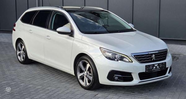 White Peugeot 308 2018 in Siauliai, with an engine capacity of 1.20 L and mileage of 222 thousand km for 5750 €, photo 1 on AUTOMOTO.COM.LV